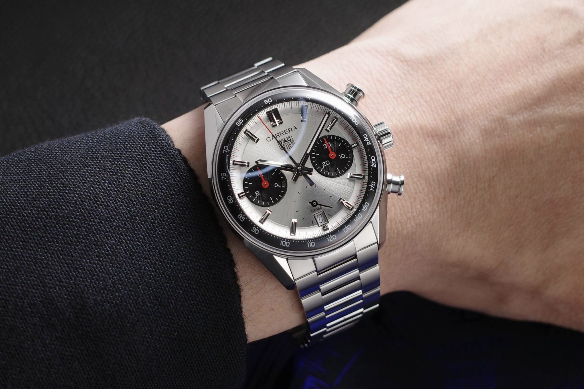 TAG Heuer 泰格豪雅Mega City 板橋大遠百專賣店盛大開幕 《追夢前行 競逐不止》古董時計巡迴展全台首站登場 - Carpe ...